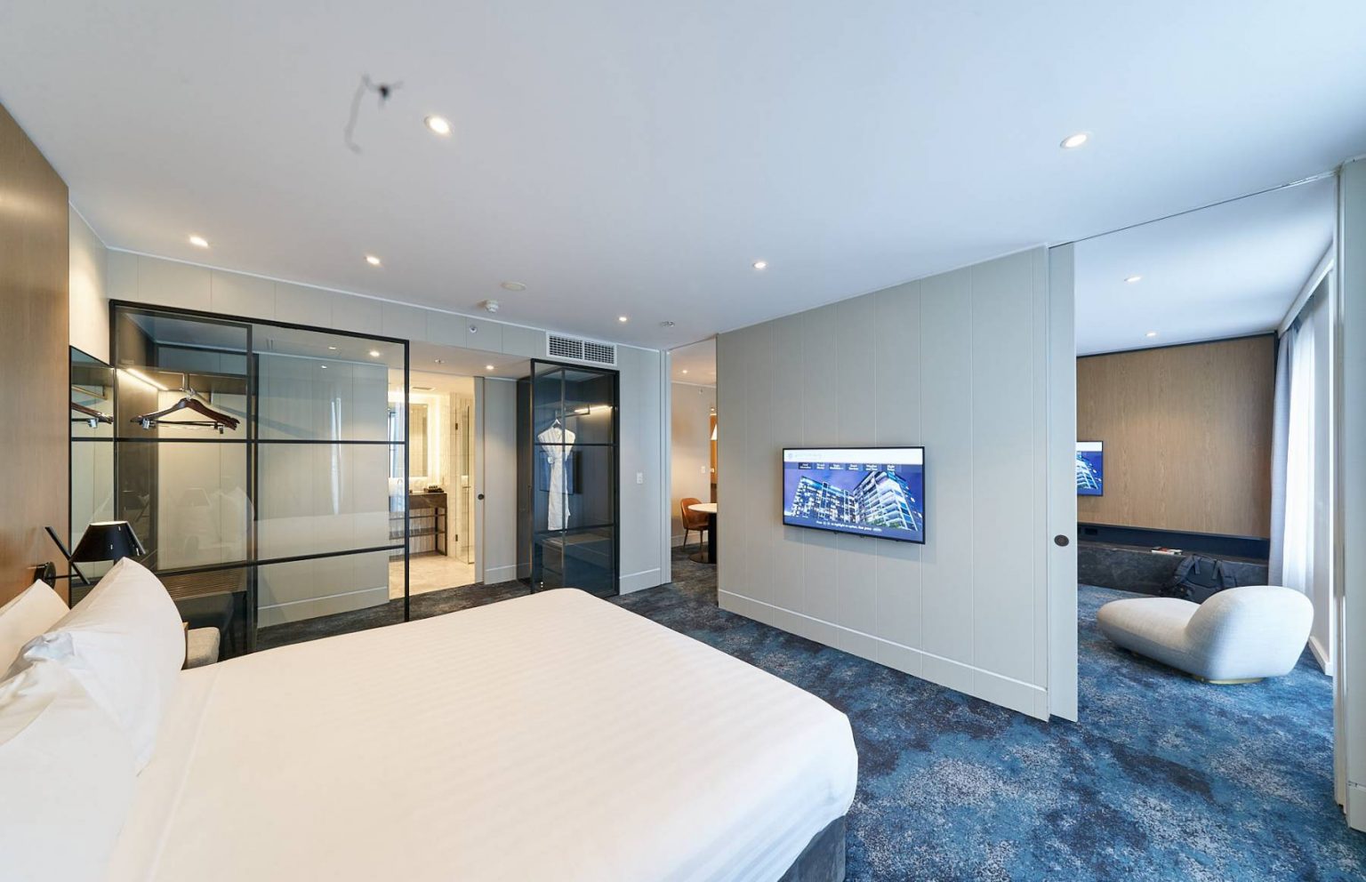Deluxe Suite - Pullman Adelaide - Luxury Accommodation Adelaide